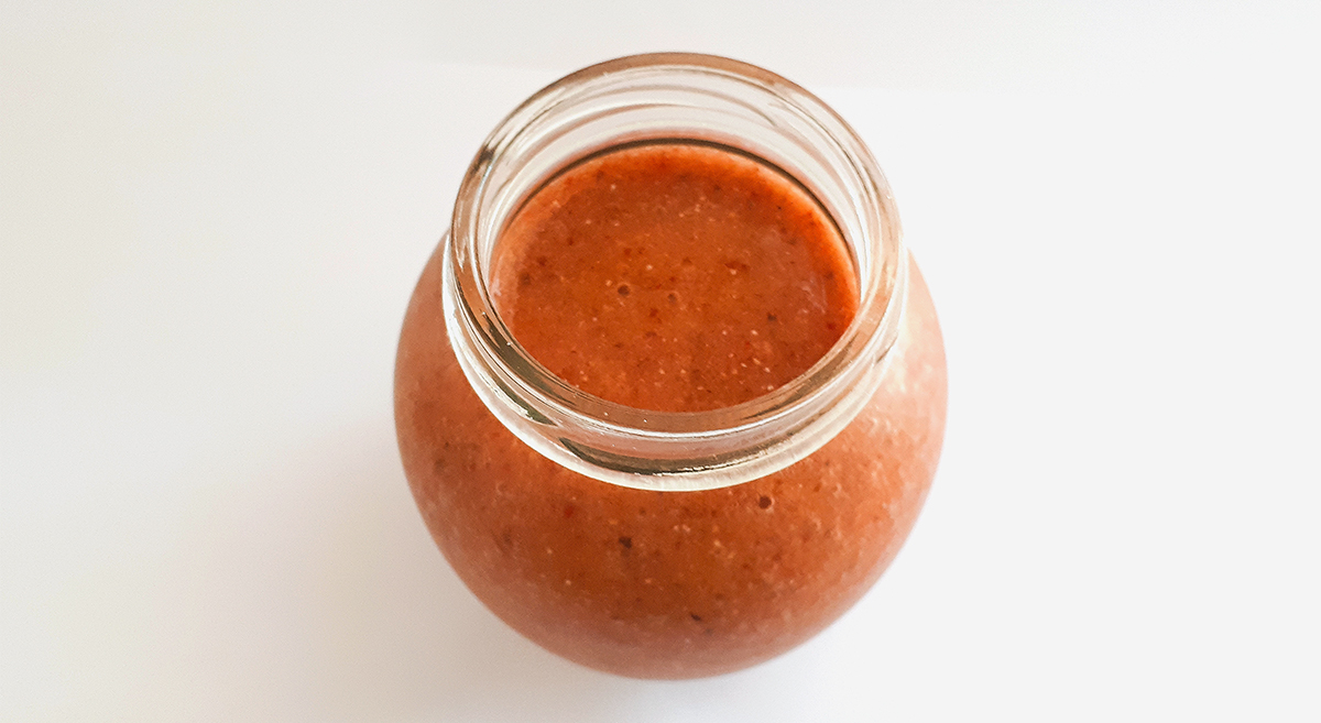 Cranberry, prune, strawberry, banana and lemon smoothie | Flow-Spirit